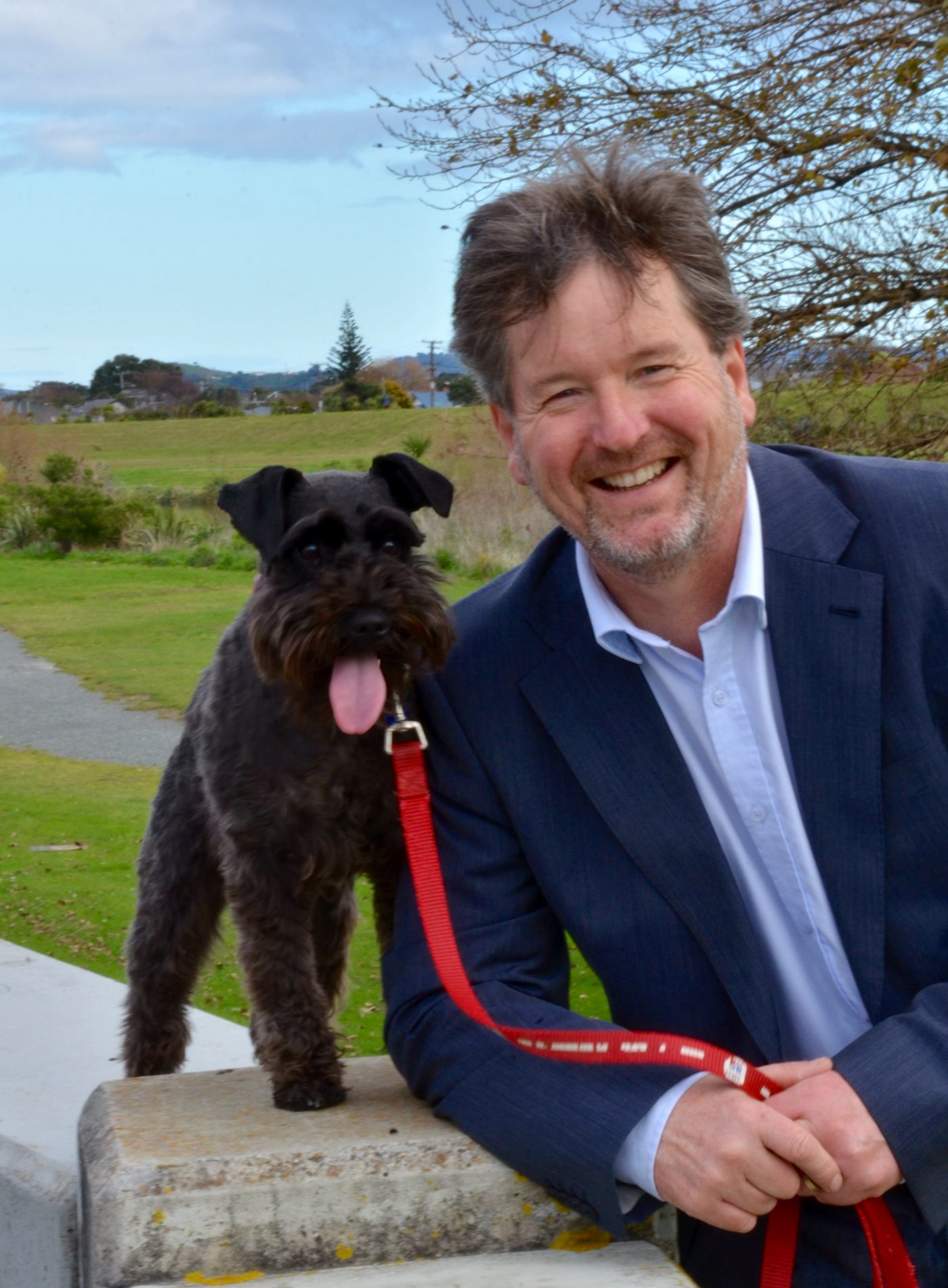 ABOUT – Simon Edwards